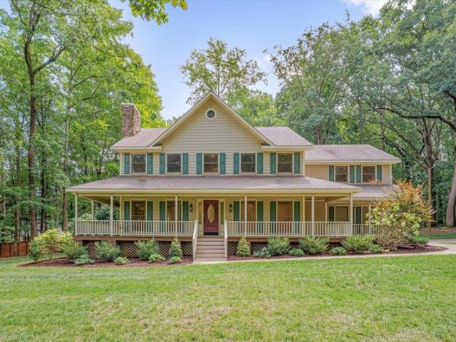 612 Phar Lap Ln, Bahama, NC 27503