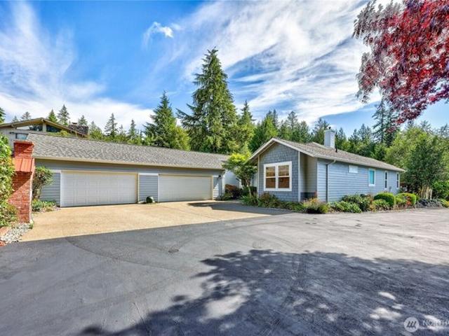 612 Rainier Ln, Port Ludlow, WA 98365