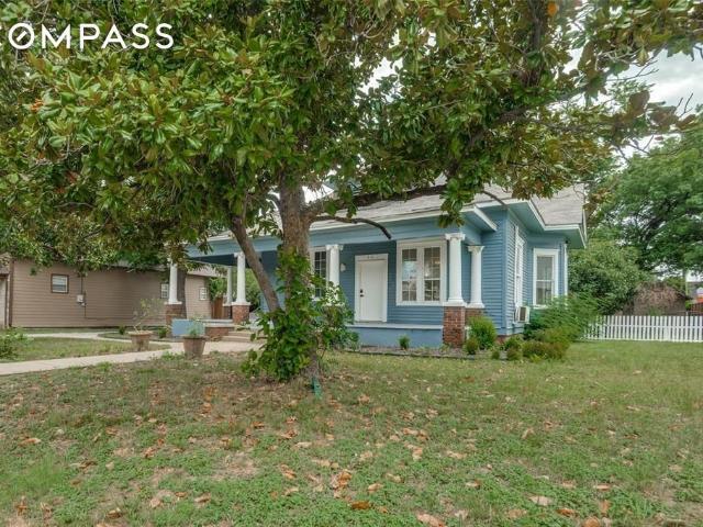 612 W 9th St, Dallas, TX