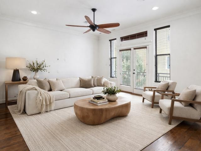 612 W 27th St, Houston, TX 77008 | MLS #12281 | Compass