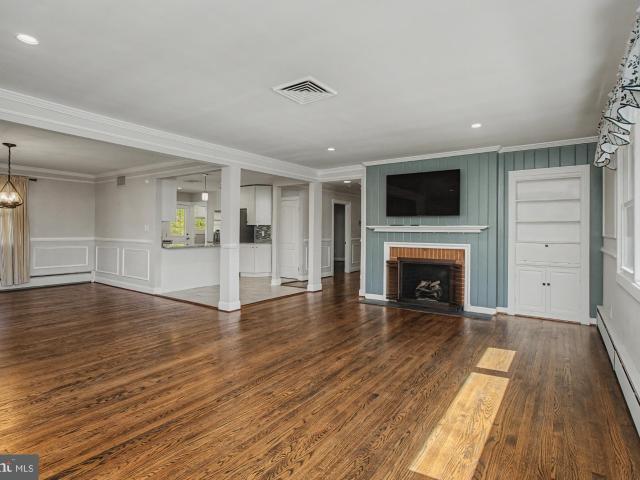 612 W Chesapeake Ave, Towson, MD 21204 | MLS #MDBC2153 | Compass