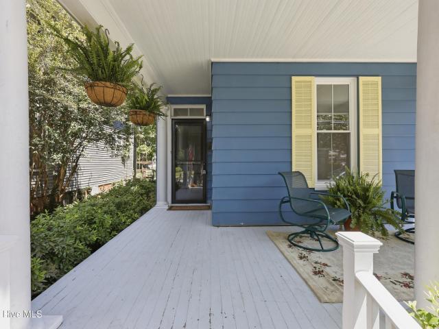 612 W Main Street