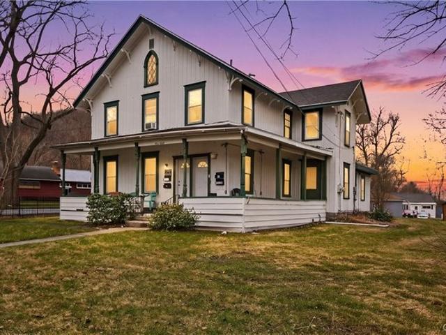 612 W Seneca Turnpike Ave, Syracuse, NY 13207
