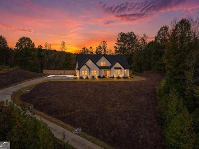 612 Walker Ct, Canton, GA 30115