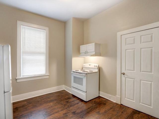 612 West Victory Drive 1 Bedroom Apartment for Rent at 612 W Victory Dr, Savannah, GA 31405 Cuyler Brownsville