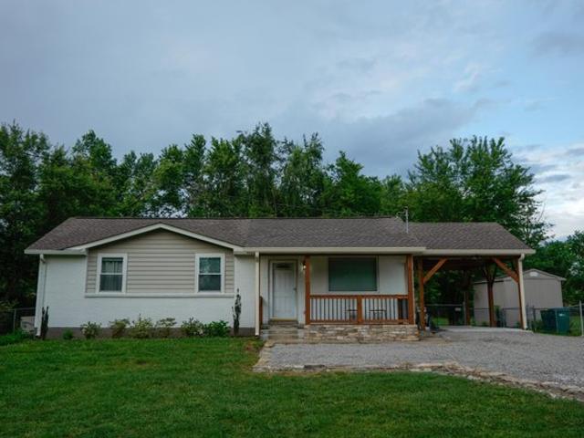 612 Wilkinson Ln, White House, TN 37188