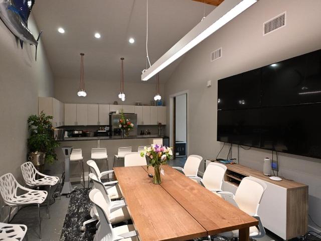 612 Winflo Dr
