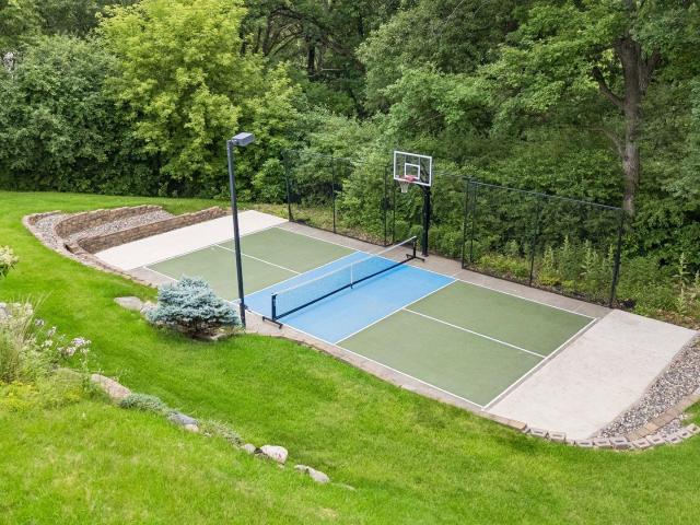 6134 Arctic Way