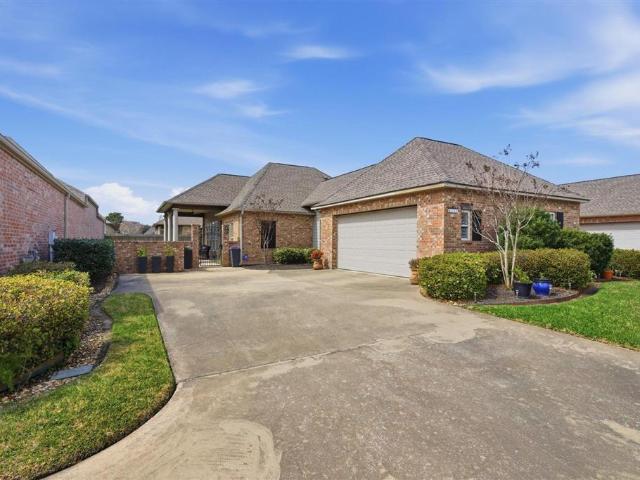 6134 E Azalea St, Lake Charles, LA 70605 | MLS #SWL26000 | Compass