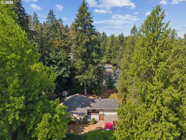 6134 se thiessen rd