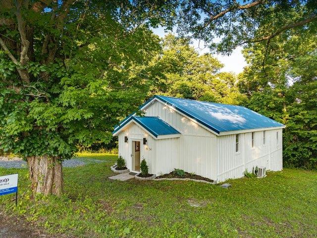6134 Snow Hill Rd, Mount Nebo, WV 26679