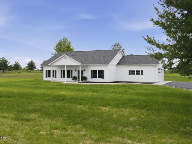 6135 Anneta Rd