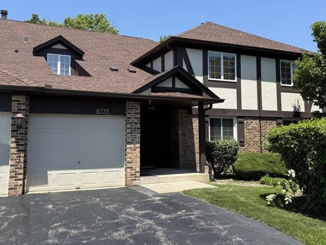 6135 Essex Ct Unit D, Willowbrook, IL 60527