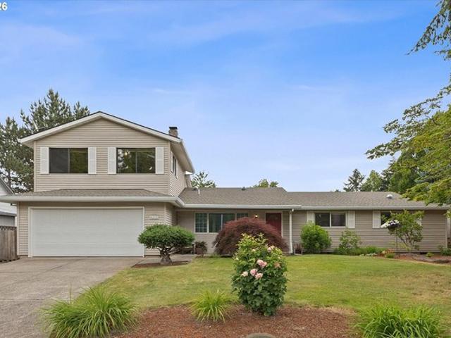 6135 SW Cross Creek Dr, Beaverton, OR 97078