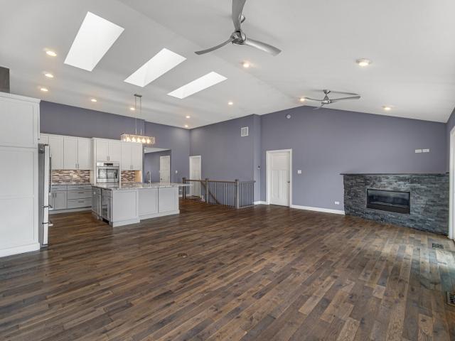 6135 S Dune Harbor Dr, Portage, IN 46368 | MLS #835771