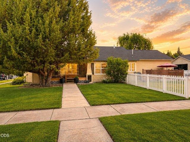 61367 Woodbury Ln, Bend, OR 97702