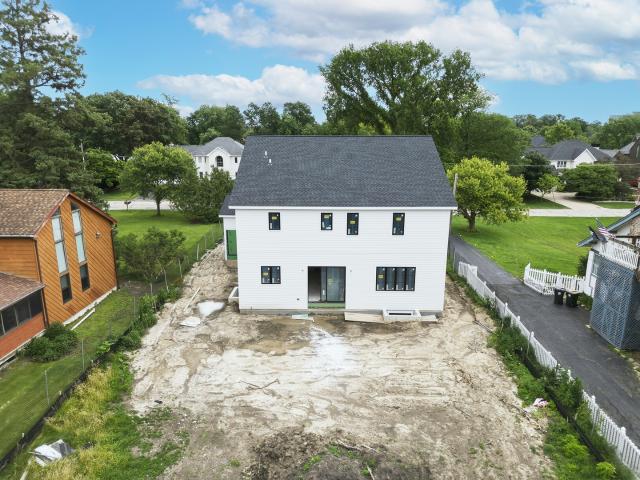6136 Bentley Ave, Willowbrook, IL 60527 | MLS #12429
