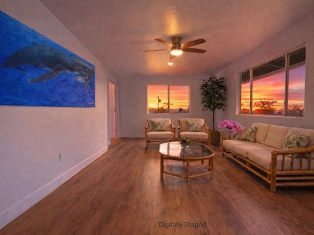 6136 D Rd Unit B, Captain Cook, HI 96704