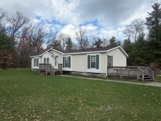 6136 S Poplar Ave, Newaygo, MI 49337