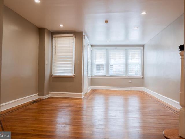 6137 Argyle Street