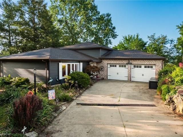 61380 Summit Rd, New Concord, OH 43762