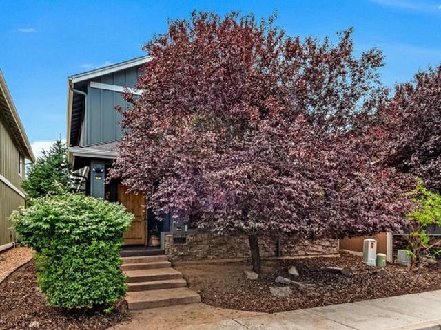 61390 Merriewood Ct, Bend, OR 97702