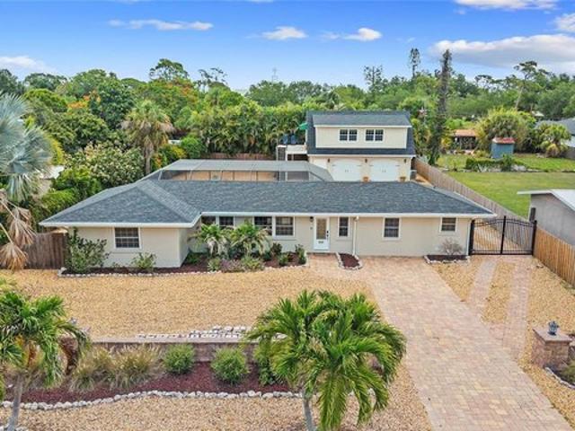 6139 Hollywood Blvd, Sarasota, FL 34231