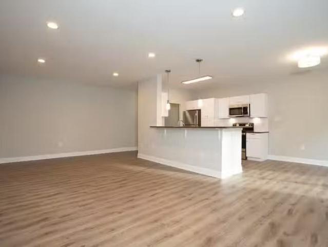 61305340 Radnor Preserve