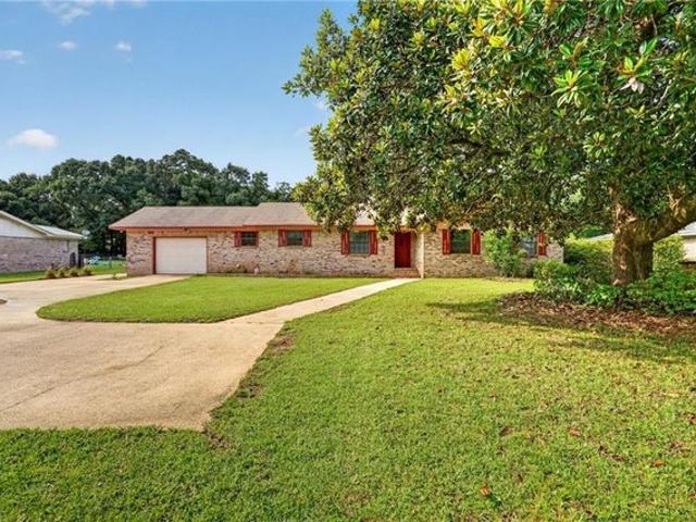 6130 Longview Rd, Eight Mile, AL 36613