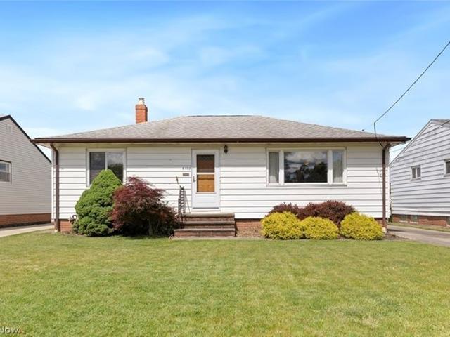 6130 Smith Rd, Brook Park, OH 44142