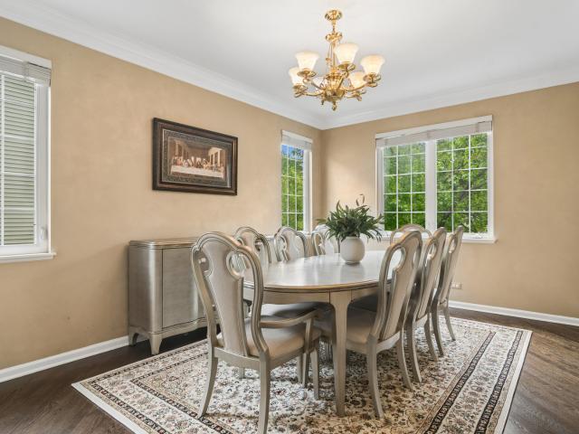 6131 Oakmont Lane