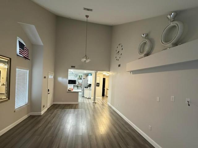 6132 Bear Creek Ct, Lake Worth, FL 33467 | MLS #R11166