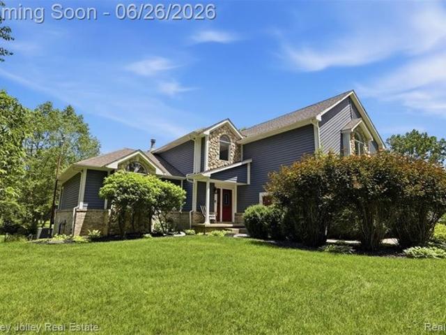 6132 Lange Rd, Iosco Township, MI 48843