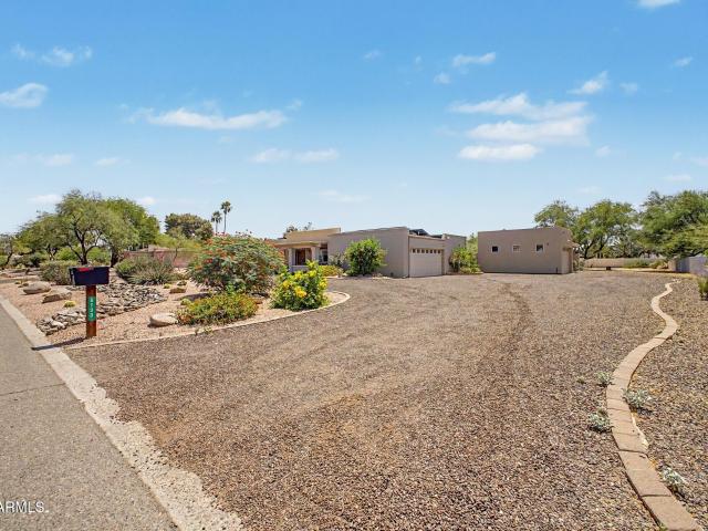 6133 E Mountain View Road