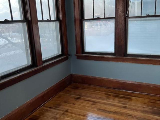 613 615 Snelling Ave N 2 Bedroom Apartment for Rent at 613 Snelling Ave N, St. Paul, MN 55104 Hamline Midway