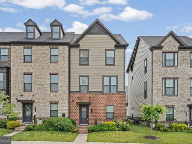 613 Colindale St, Middle River, MD 21220