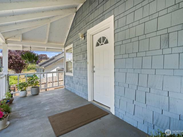 613 Cherry Street