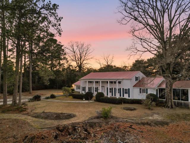 613 Cypress St, Georgetown, SC 29440 | MLS #2602