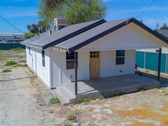 613 Beard Ave, Modesto, CA 95354