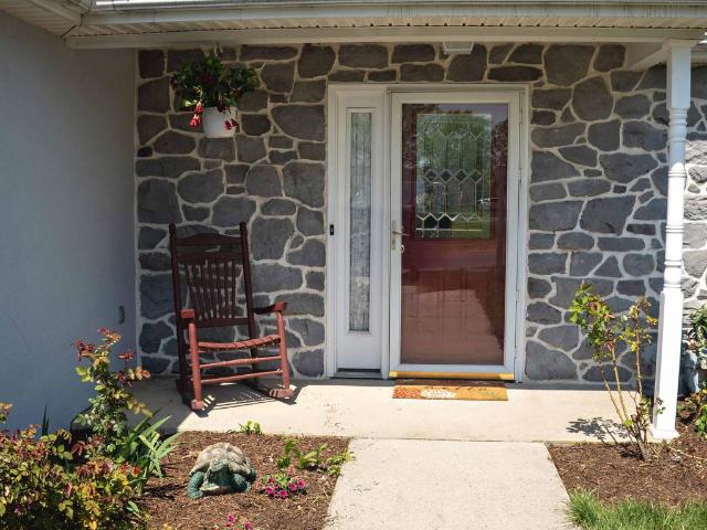 613 Blueberry Ln, Lebanon, PA 17046 | MLS #PALN2025 | Compass