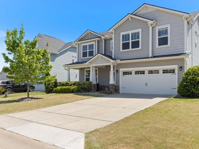 613 Golden Plum Ln, Zebulon, NC 27597