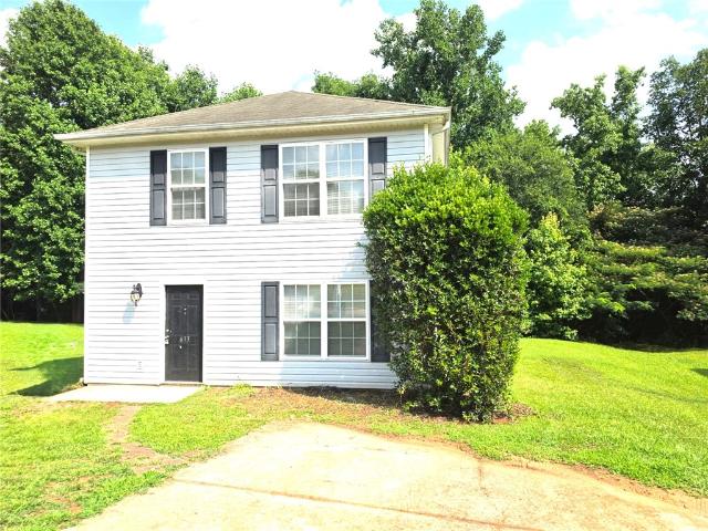 613 Golden Springs Lane
