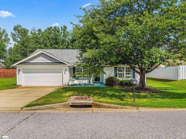 613 Drew St, Greenville, SC 29617