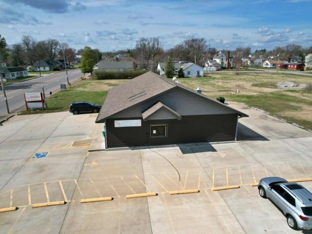 613 E 5th Street