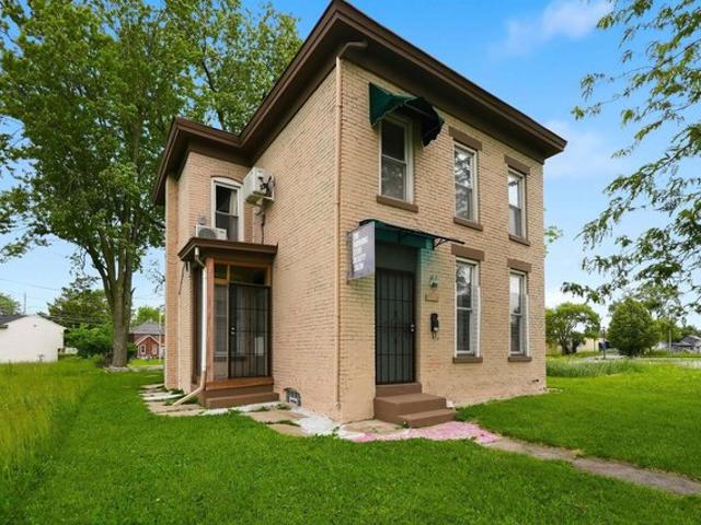 613 E Lewis St, Fort Wayne, IN 46802