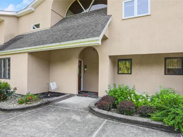 613 Horsepound Road