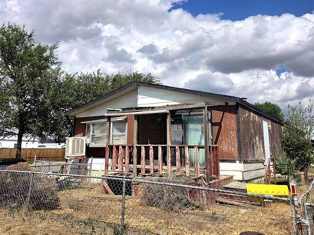 613 Harding Ave, Mills, WY 82604