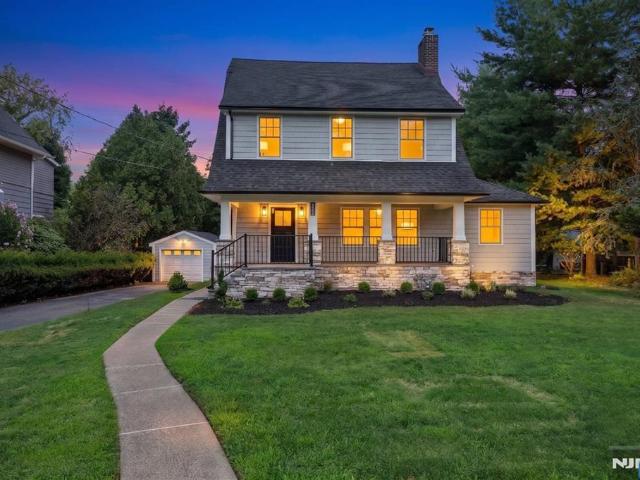 613 Hillcrest Road
