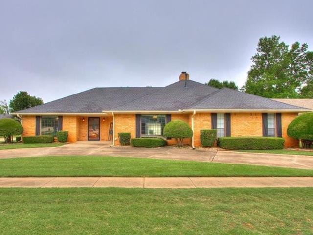 613 Inverness Ct, Norman, OK 73072