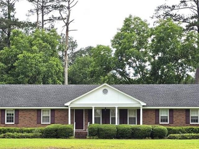 613 Old Macon Rd Ext, Dublin, GA 31021